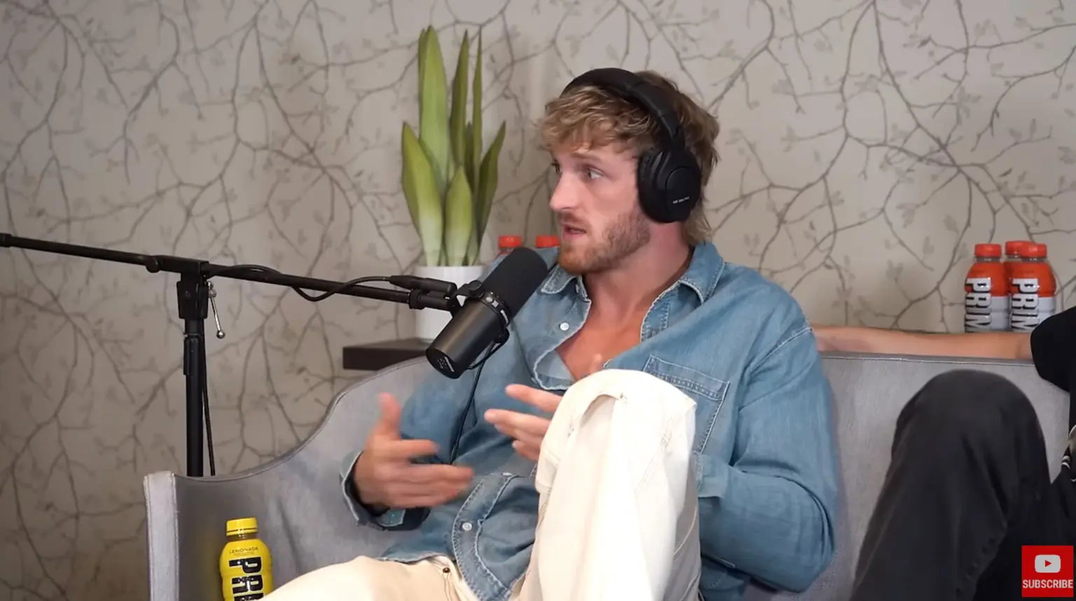Expectant Father Logan Paul Brought to Tears by Machine Gun Kelly’s ...