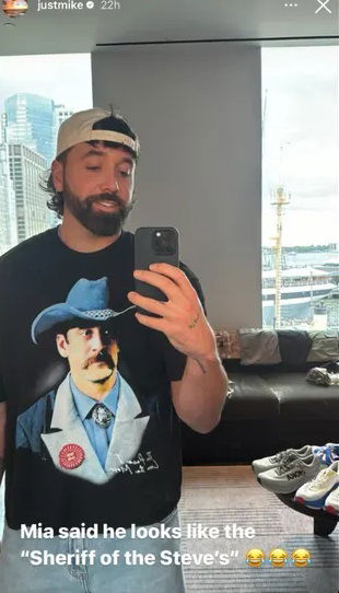 Aaron Rodgers and Marcus Stroman Enjoy VIP Experience at Mike. Concert ...