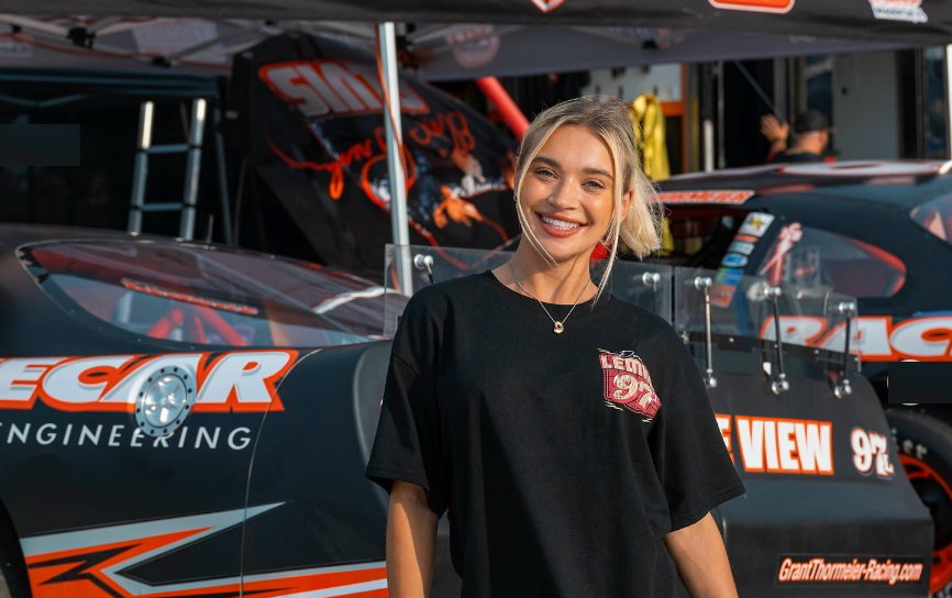 NASCAR Star Natalie Decker Enjoys Sun-Soaked Pool Day - TMSPN