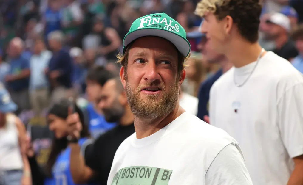 Dave Portnoy Explains Why He Left the Democratic Party in Latest CBS ...