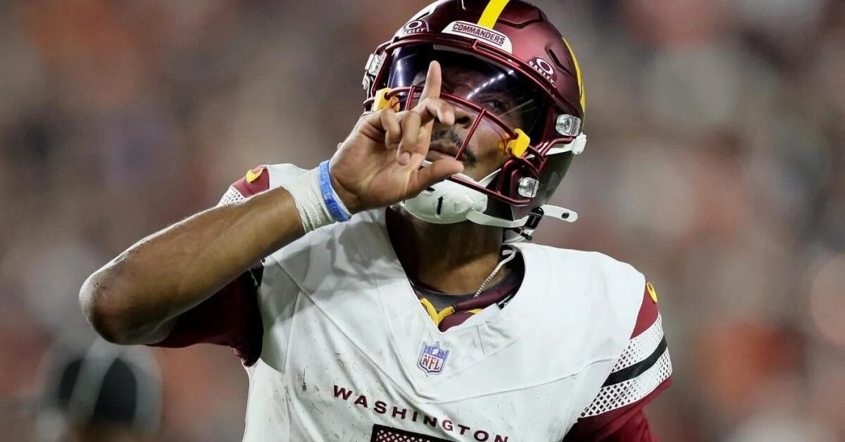 Jayden Daniels' Mom Sparks Social Media Frenzy During Commanders' Loss ...