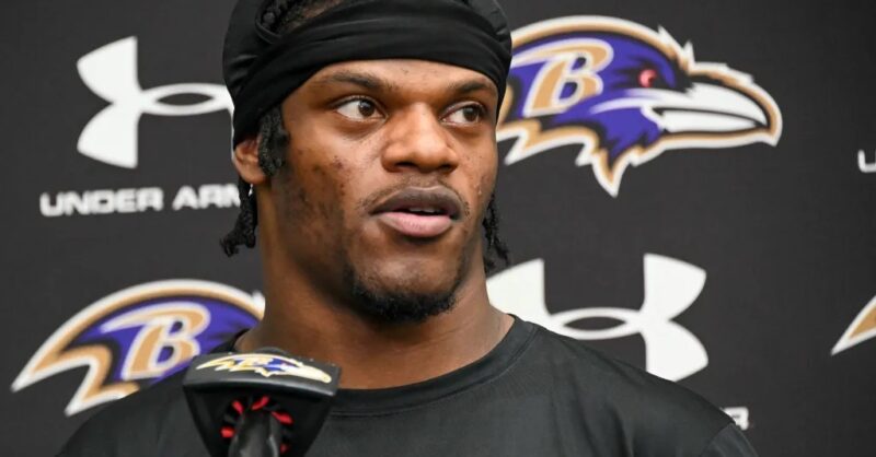 Ravens QB Lamar Jackson Offers Public Apology After Bills Fan Shoving ...