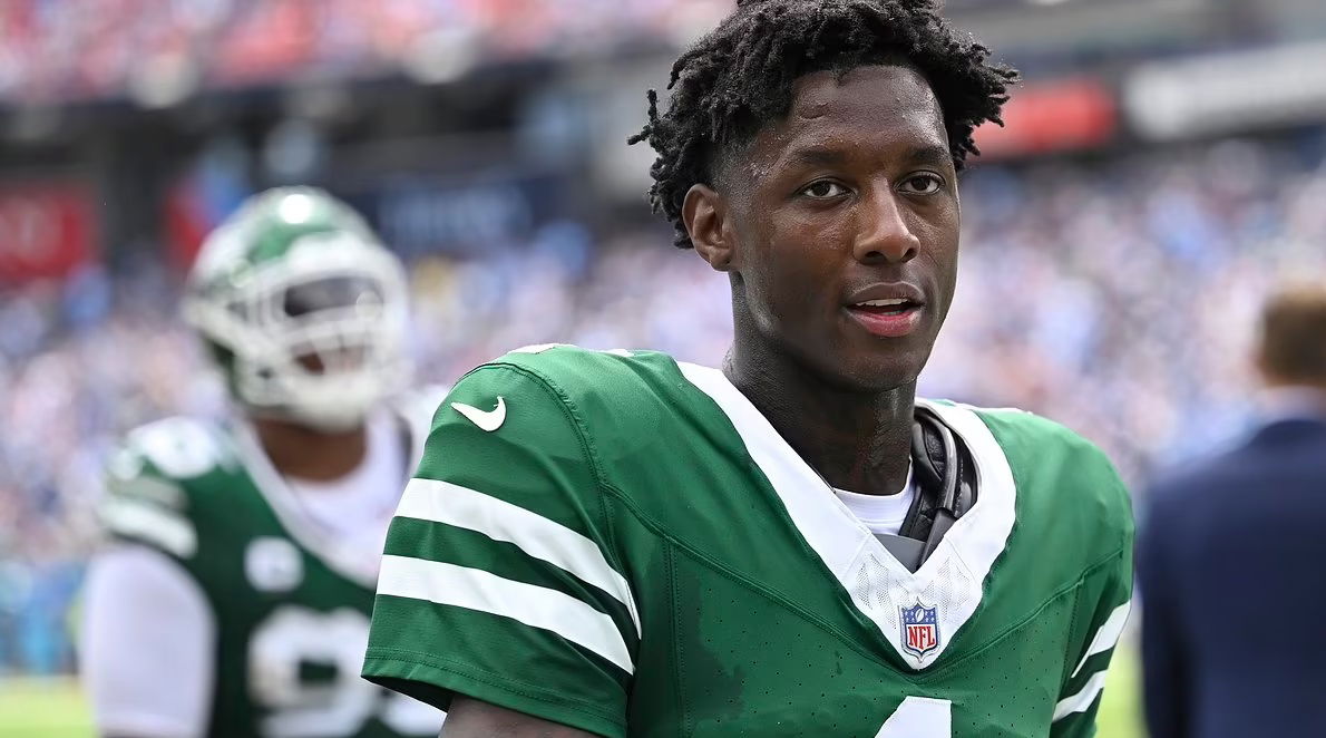 Jets Star Sparks Dating Rumors with Taylor Swift’s Friend Ice Spice ...