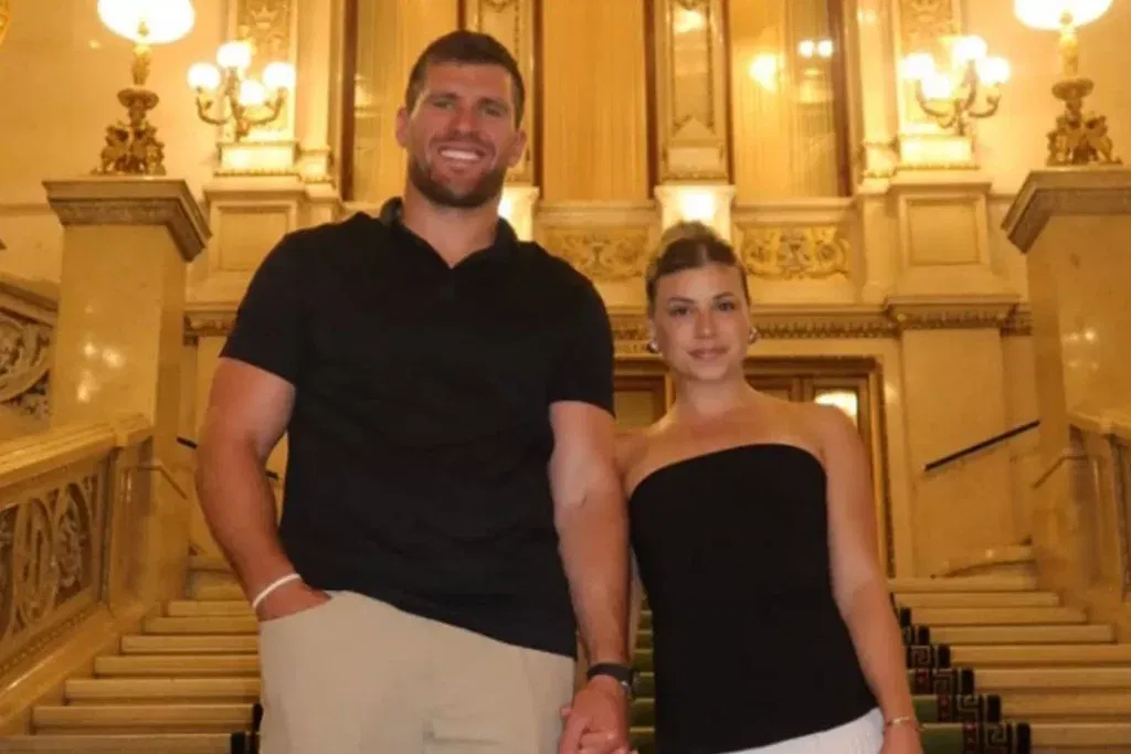 T.J. Watt and Wife Dani Announce They're Expecting Their First Child - TMSPN