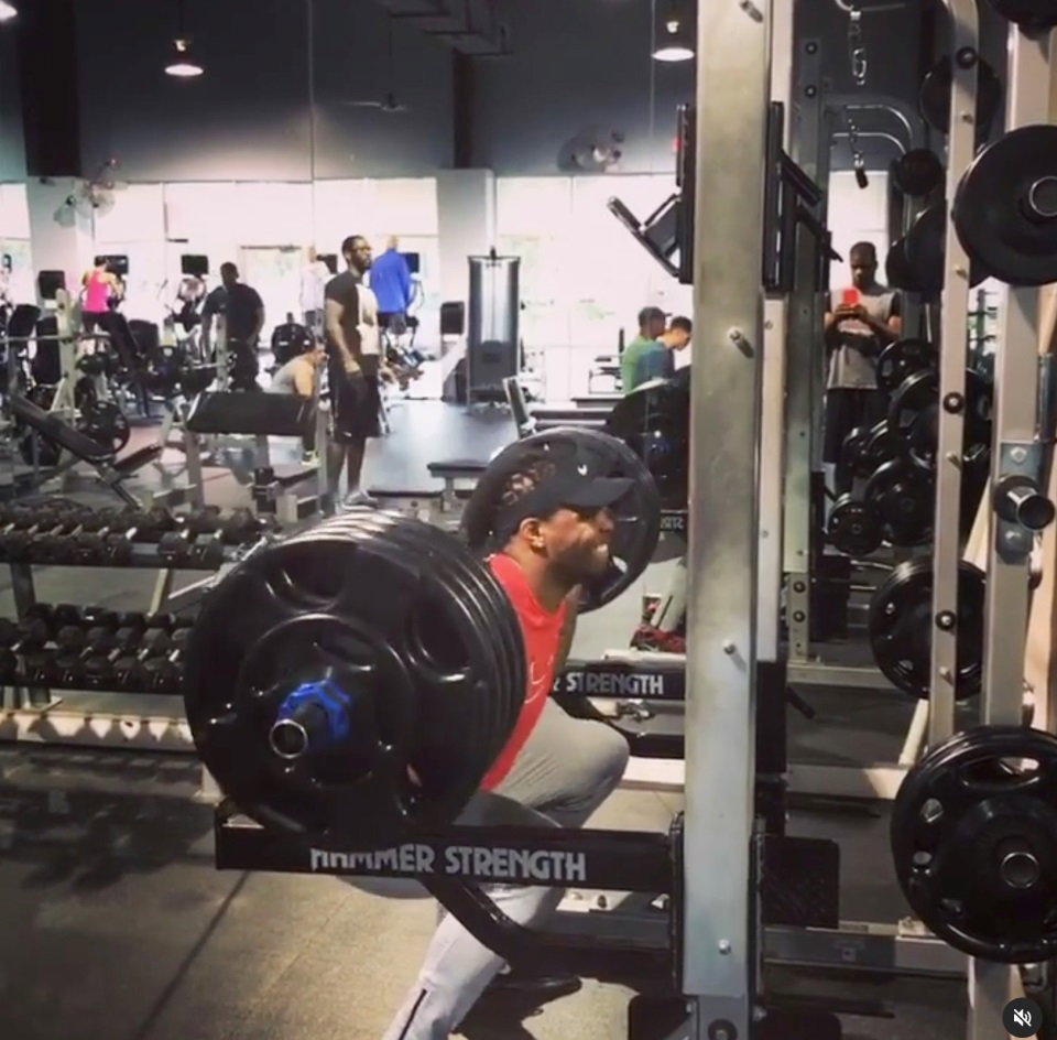 NFL Star Derrick Henry's $250,000+ Annual Fitness and Body Care Routine ...