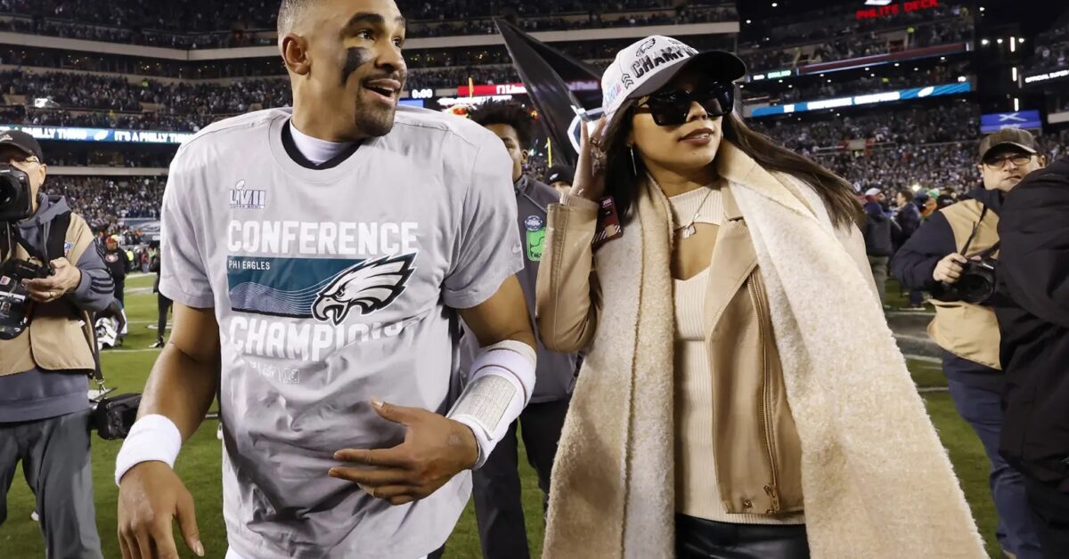 Eagles Star Jalen Hurts Secretly Ties the Knot with Longtime Love Bry ...