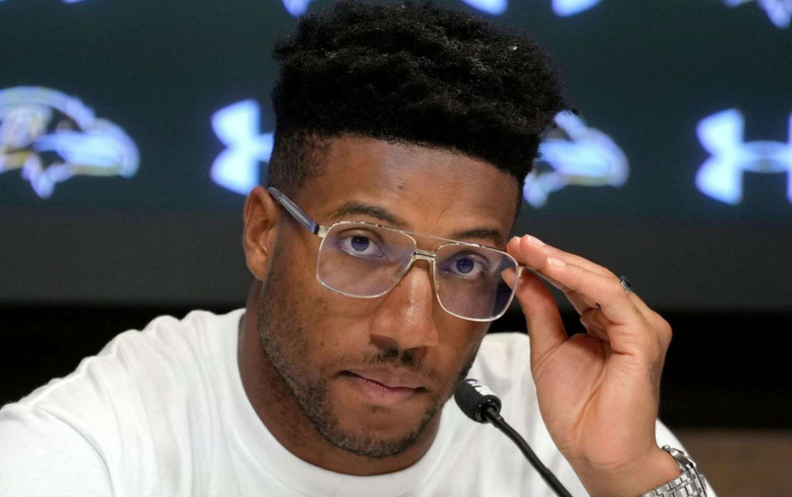 NFL Player Stands by Controversial ‘Disgusting’ Comment About Simone ...