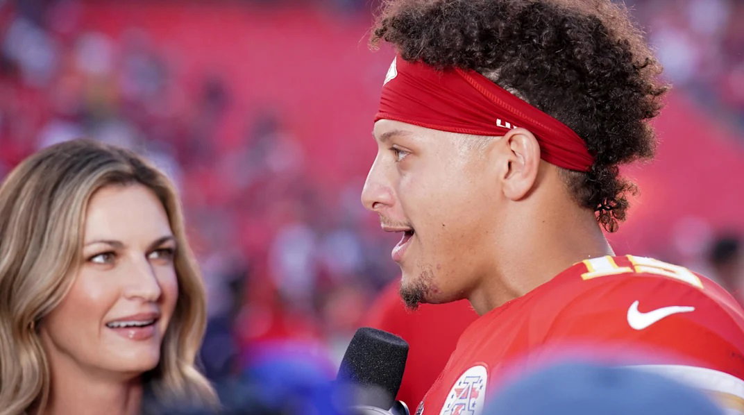 Erin Andrews Shares Wild Behind-the-Scenes Thoughts During Patrick ...