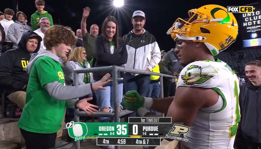 Oregon Football Players Face Backlash for Playing Games with Fans ...