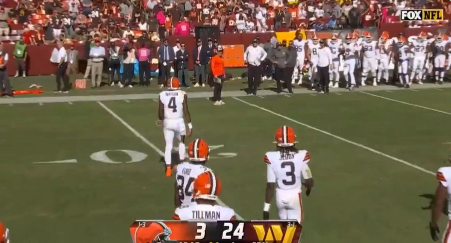 Cleveland Browns Head Coach Kevin Stefanski Explains Deshaun Watson's Mid-Game Exit - TMSPN