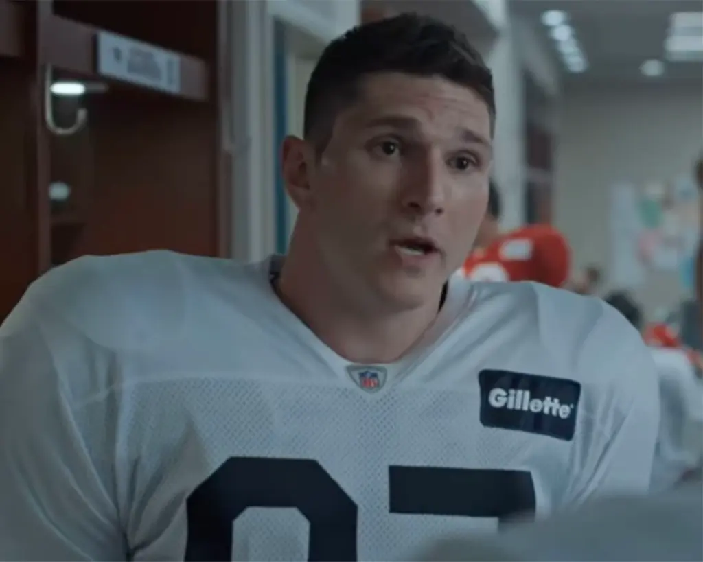 Actor Playing Rob Gronkowski in Aaron Hernandez Show Comes with a ...