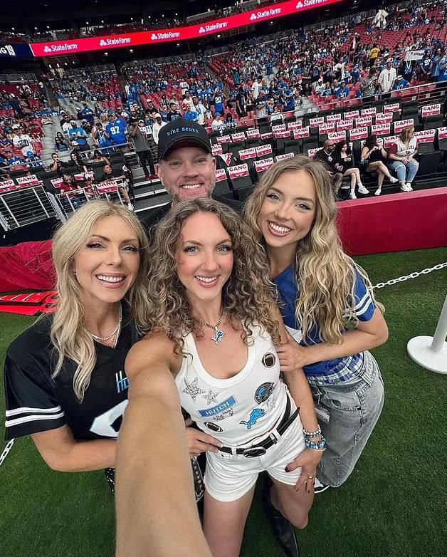 Lions Star Aidan Hutchinson’s Mom Steals the Spotlight as Cameras Capture Her in the Stands - TMSPN