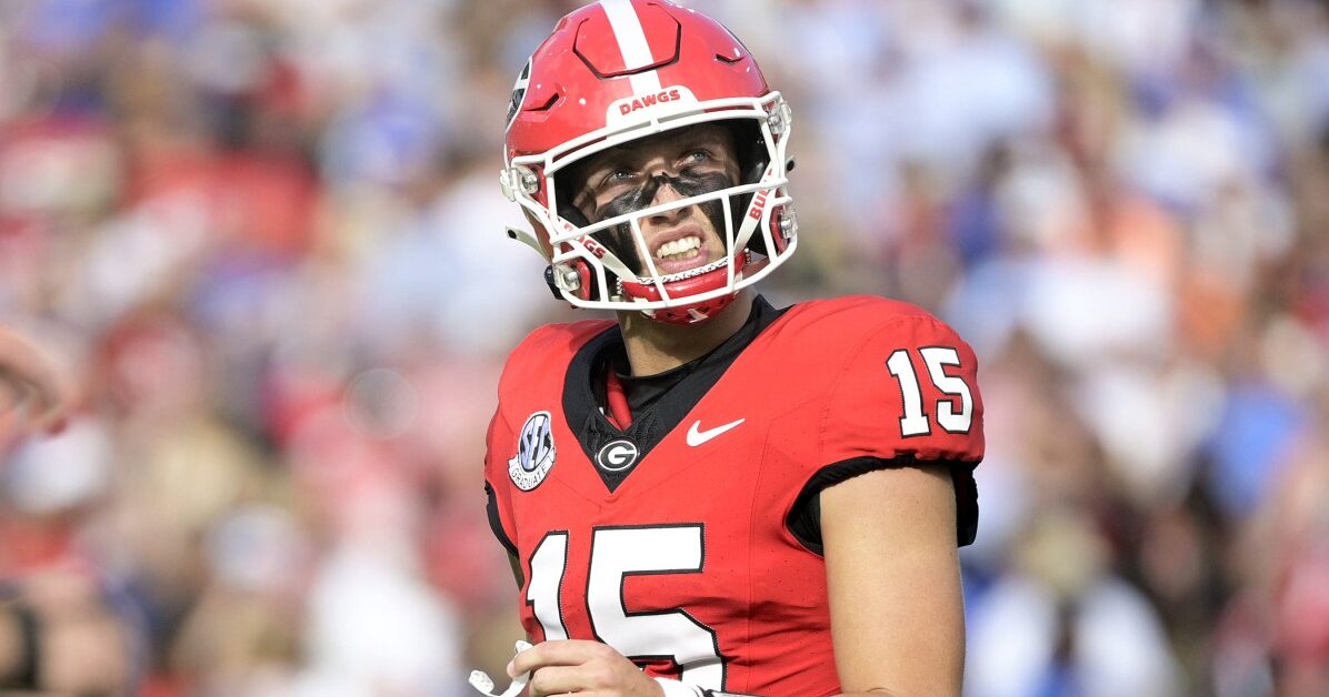 Carson Beck Did His Homework Before Dating Hanna Cavinder, Twins Reveal ...