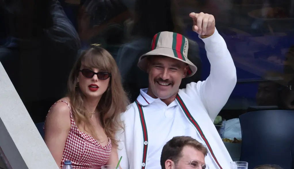 Sharp-Eyed Swifties Spot Surprising Travis Kelce Detail in Newest New ...