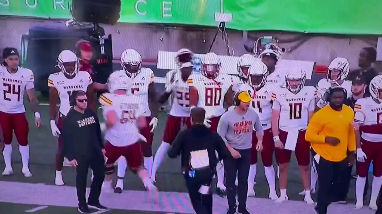 ULM Assistant Coach Criticized for Slamming Headset and Berating Player ...