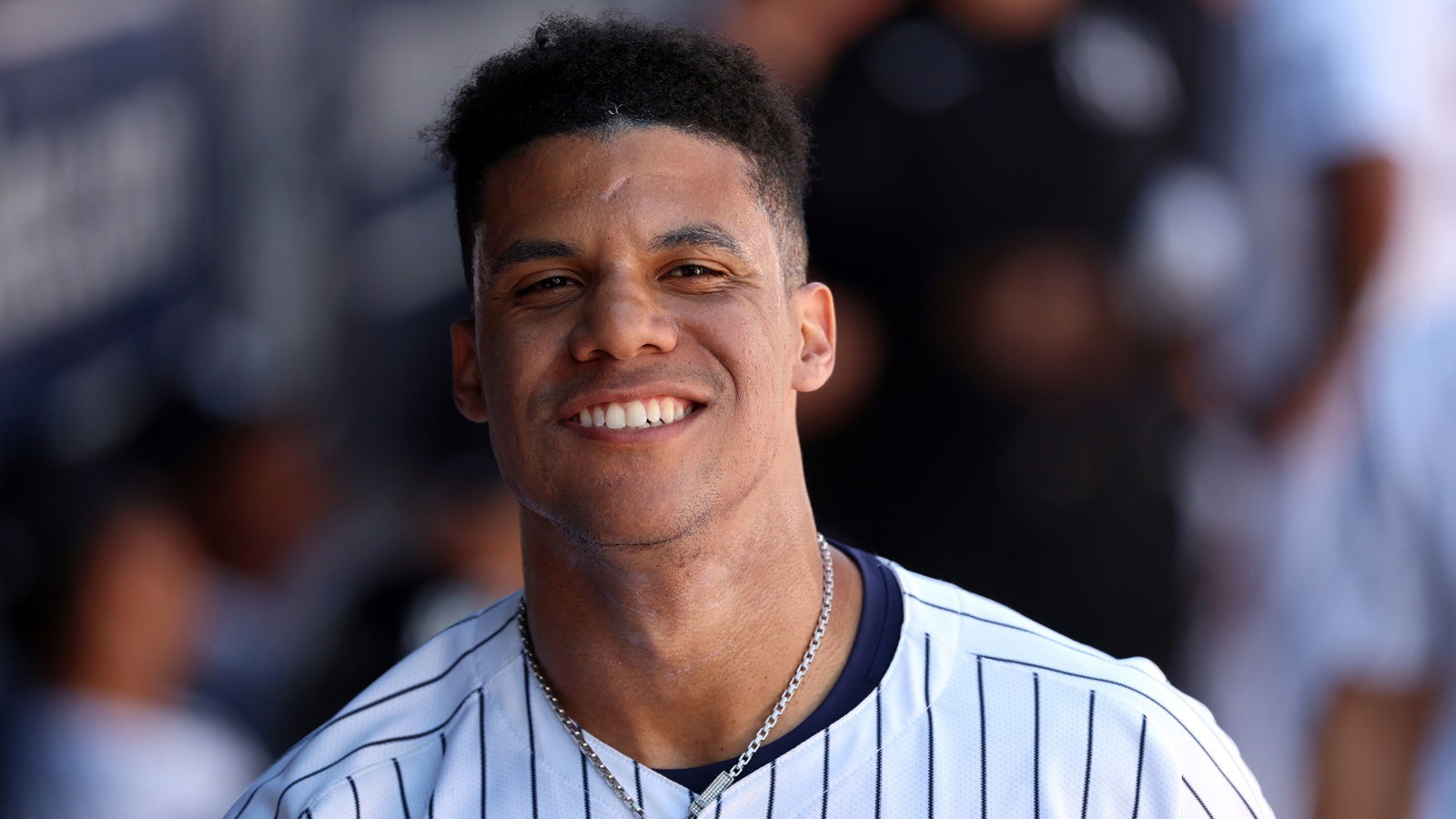 Yankees Fans React with Outrage, Burning Juan Soto Jerseys After His Move to the Mets - TMSPN