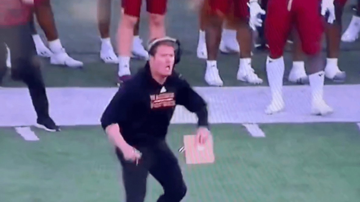 ULM Assistant Coach Criticized for Slamming Headset and Berating Player ...