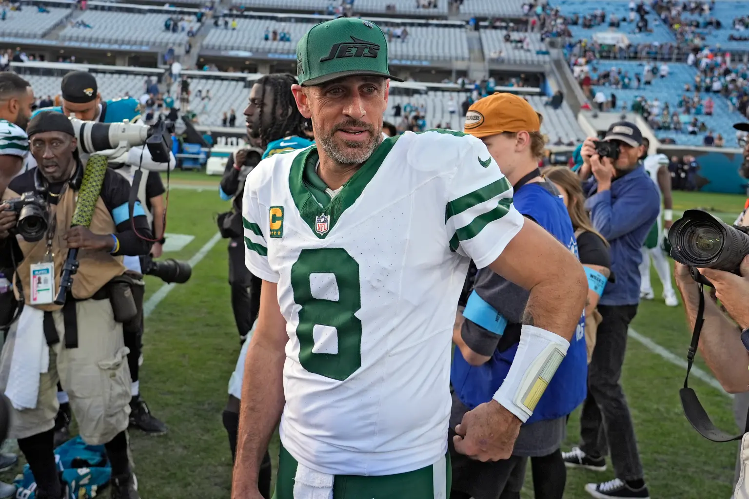 Report: Aaron Rodgers Contacted Unexpected NFC Team - TMSPN