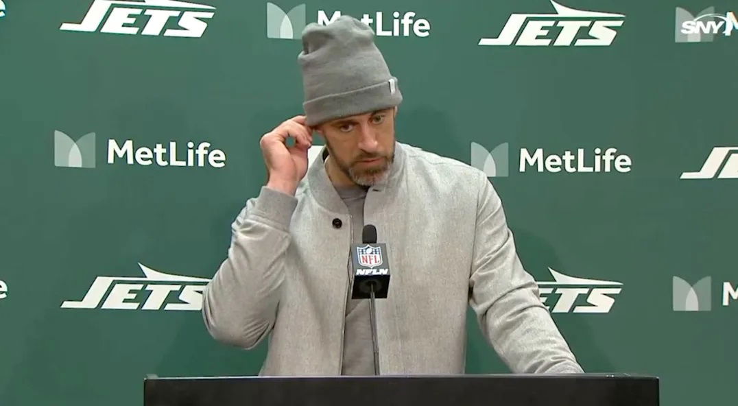 Aaron Rodgers Reportedly Set to Skip All of Jets Minicamp for Odd Reason - TMSPN