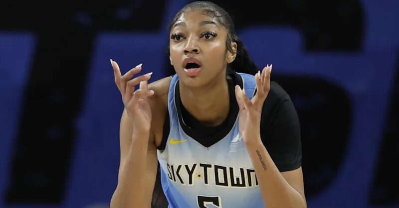 Angel Reese Sends Emotional Message to JuJu Watkins After Gruesome Knee Injury - TMSPN