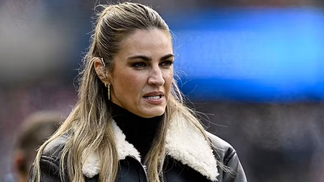 Fox Sports Reporter Erin Andrews Responds to Troll Criticizing Her Age ...