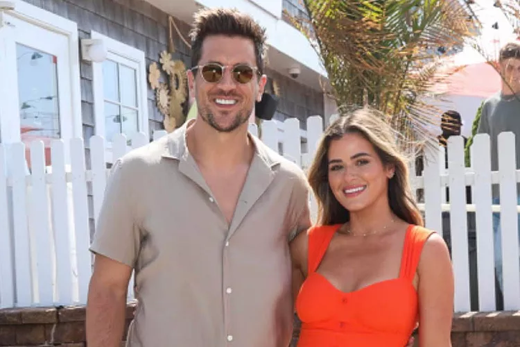 Jordan Rodgers Gets His Revenge as Secret Wedding and Family Feud With ...