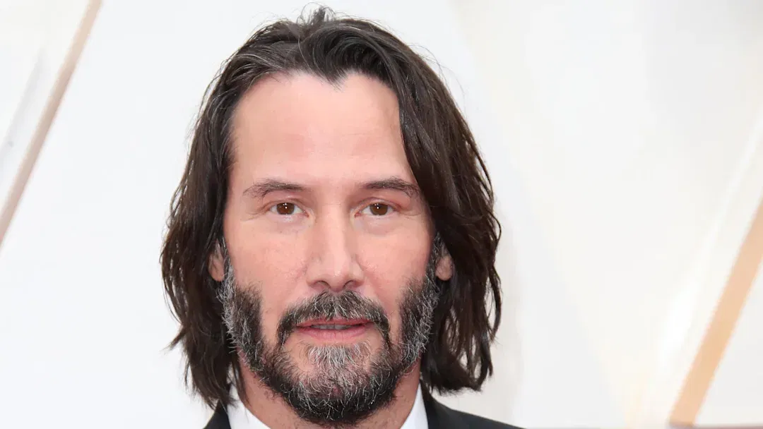 Keanu Reeves Hilariously Responds to Rumor About Ravens QB Tryout - TMSPN