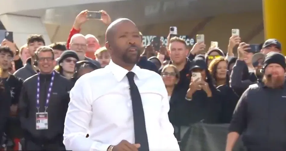 Kenny Smith Drops Surprising Hint About the Future of ‘Inside the NBA’ - TMSPN