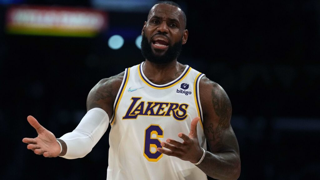 LeBron James Caught Up in NBA Mafia Gambling Scandal After Private ...