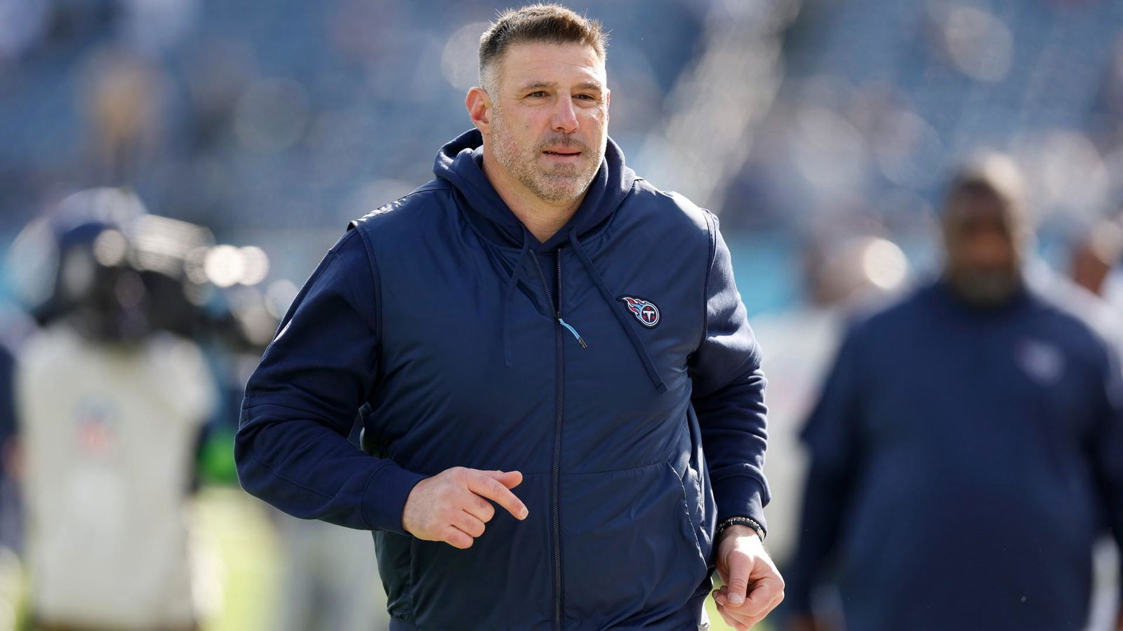 Mike Vrabel’s First Speech to Patriots Players Sparks Mixed Reactions Among Fans - TMSPN