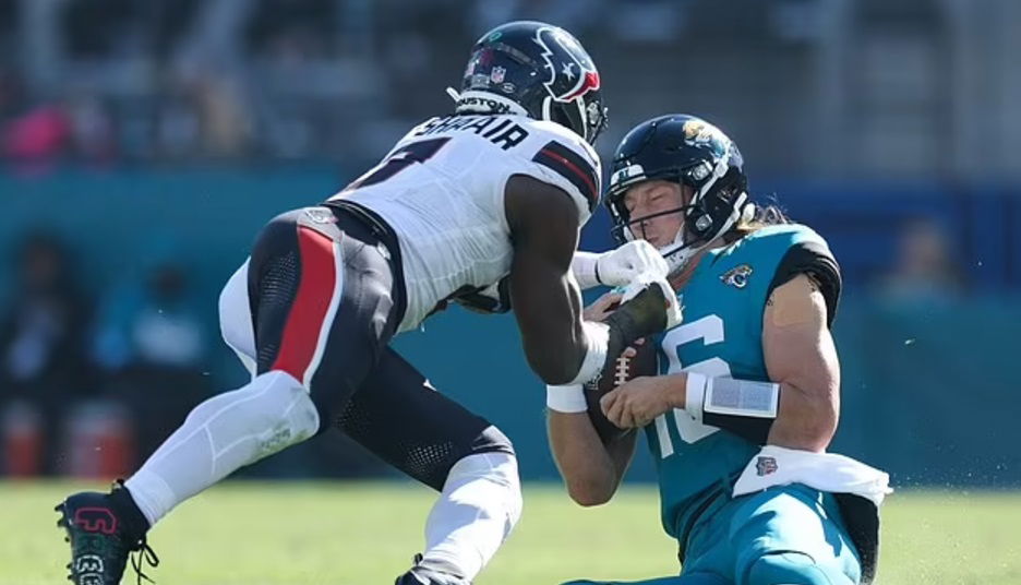 Right-Wing Commentator Calls for NFL Boycott Over Azeez Al-Shaair's ...