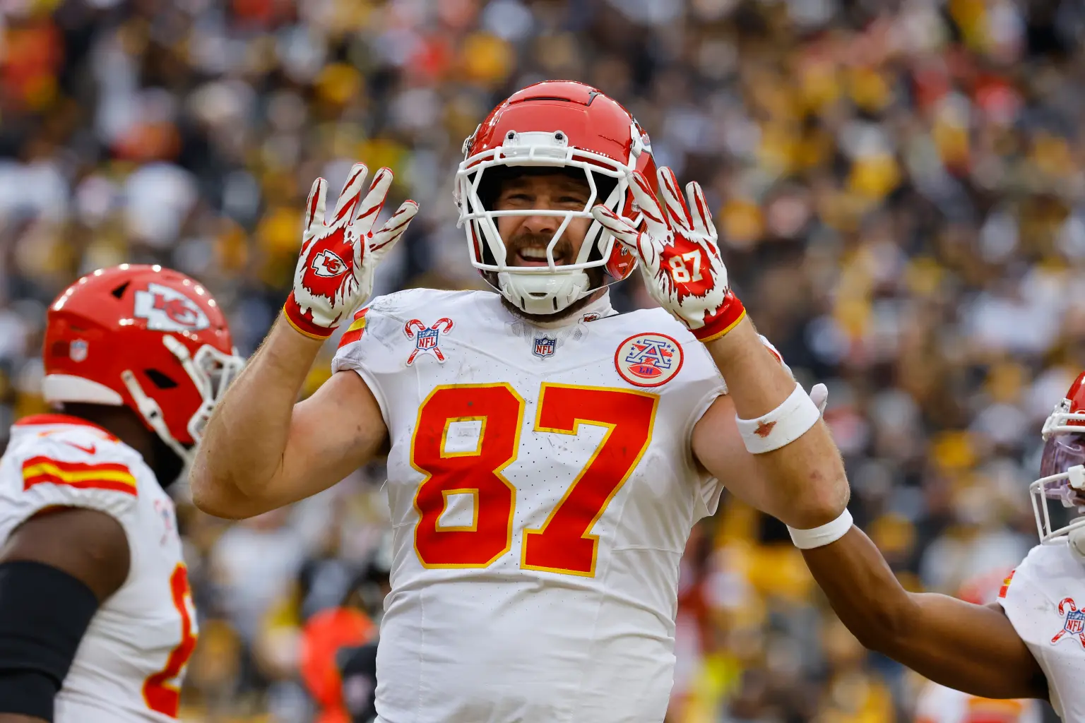 Travis Kelce Doubles Down on Taylor Swift Auction Joke After Her ... Travis Kelce Doubles Down on Taylor Swift Auction Joke After Her ...