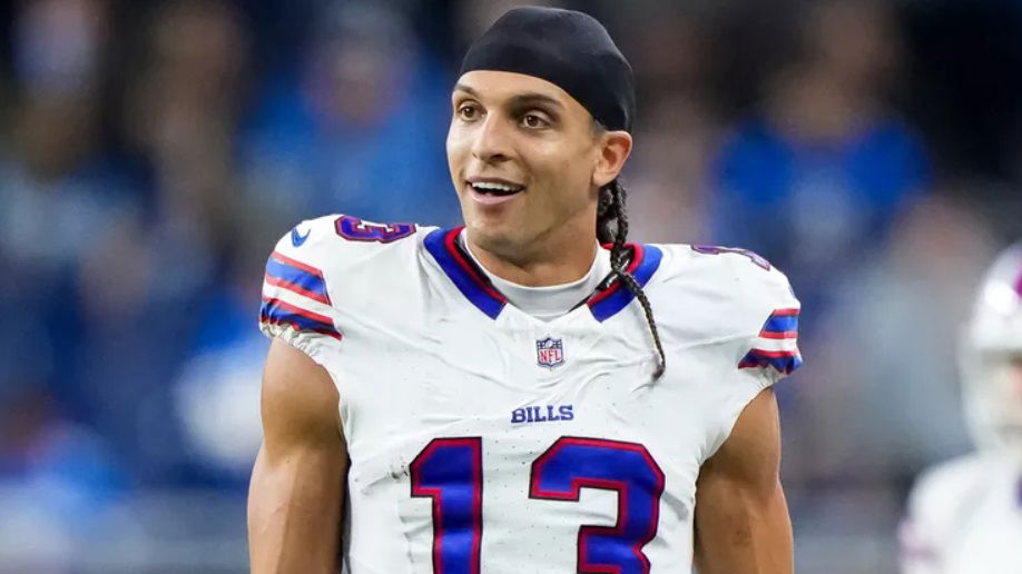 Buffalo Bills' Mack Hollins Channels Fred Flintstone, Goes Barefoot in ...