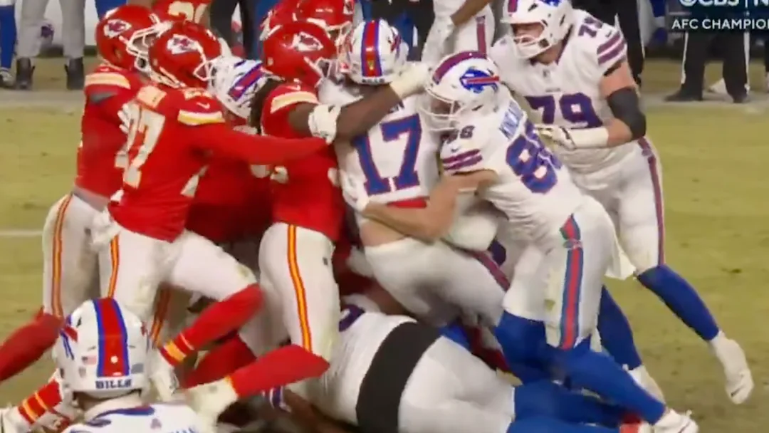 CBS Rules Analyst Claims Refs Missed Critical Call in Bills-Chiefs AFC ...