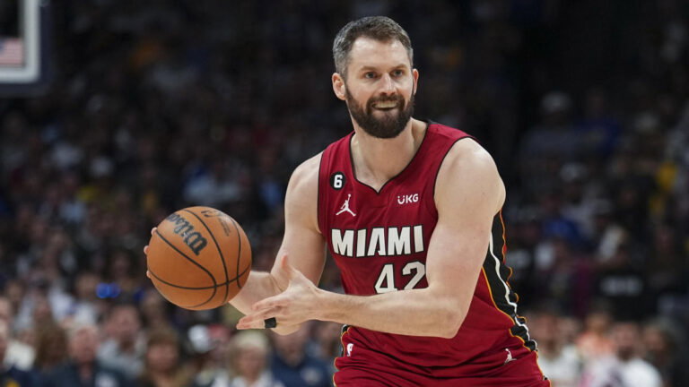 Kevin Love Shares Epic Reunion Photo Featuring Cavaliers' Historic 2016 ...
