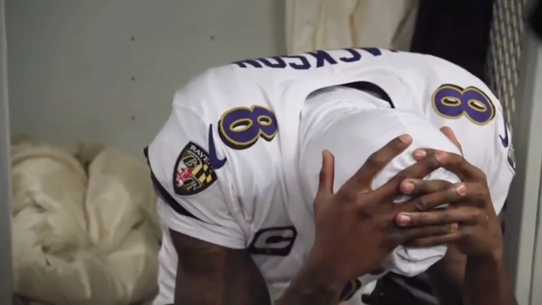 Cameras Capture Lamar Jackson's Emotional Locker Room Moment After Loss ...