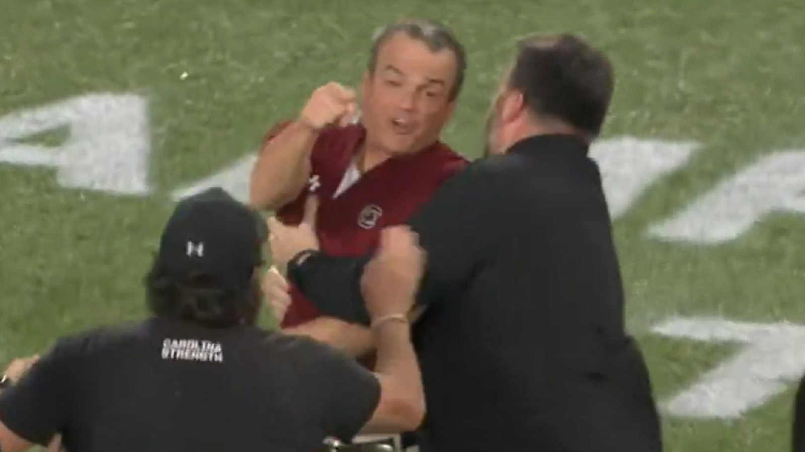 Shane Beamer Loses Composure After Taunts from Bret Bielema During ...