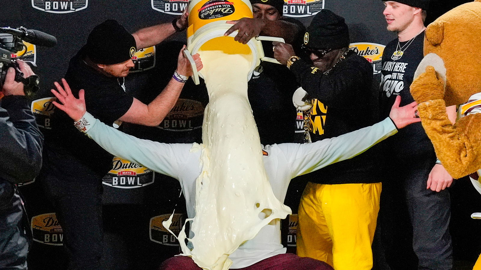 Minnesota Players Shocked by PJ Fleck's Epic Mayo Bath Celebration - TMSPN