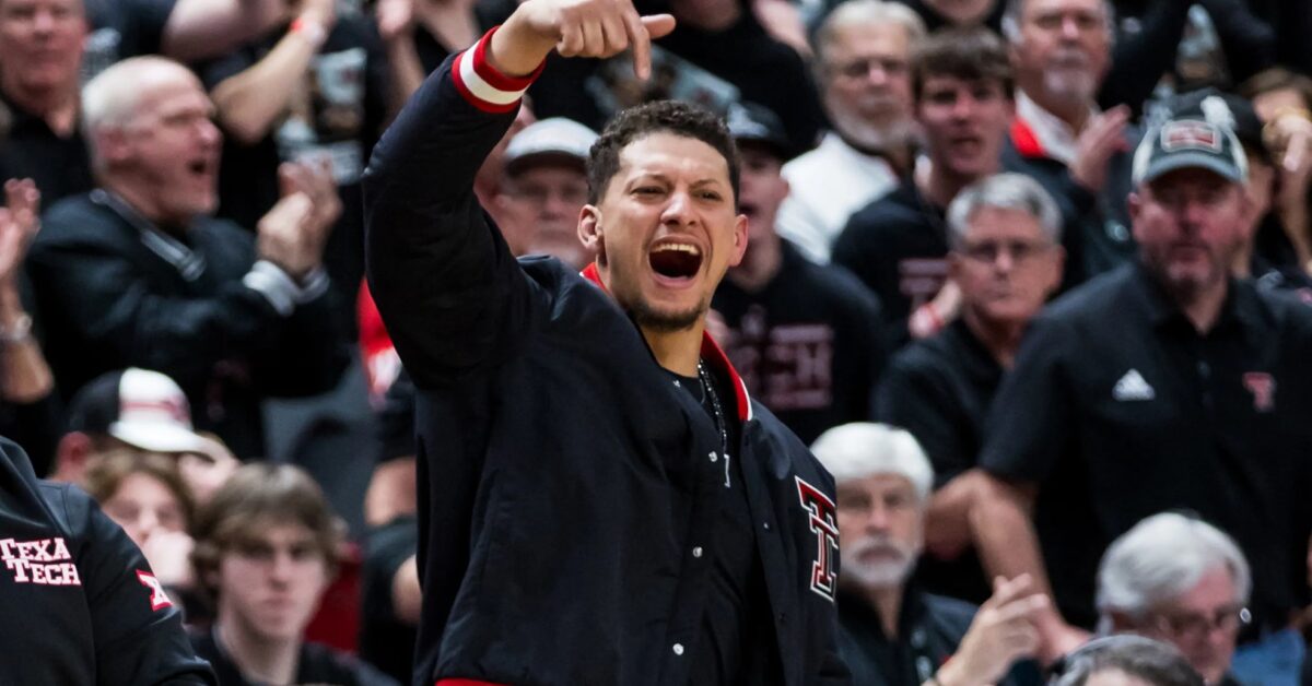 Patrick Mahomes Considered Shaving His Head After Super Bowl Loss - TMSPN