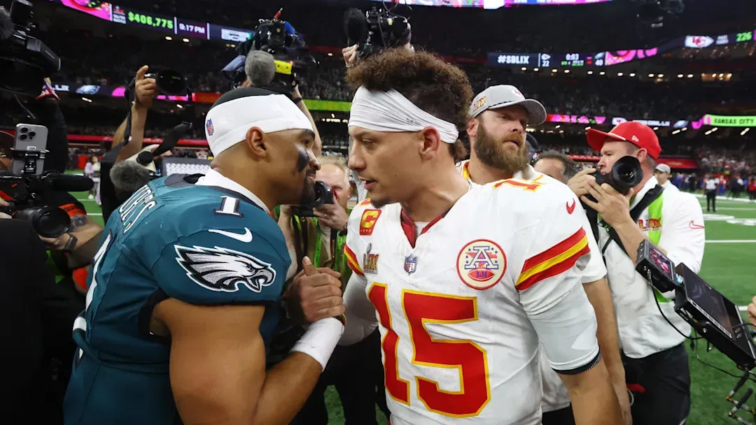 Patrick Mahomes Shares Three-Word Message with Jalen Hurts Following ...