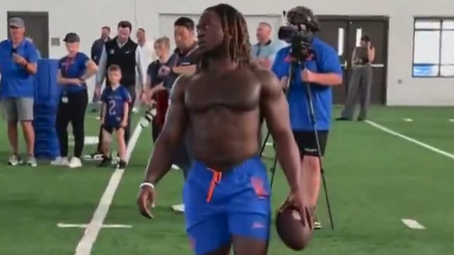 Ashton Jeanty Sends Bold Message to NFL Teams Ahead of NFL Draft - TMSPN