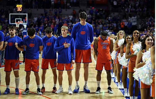Tracy Wolfson’s Photo with Florida’s 7-Foot-9 Olivier Rioux Goes Viral ...