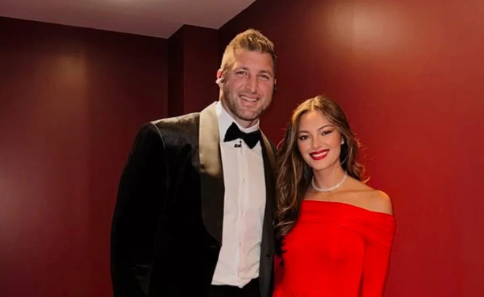 Tim Tebow and Wife Demi-Leigh Share Heartwarming Gender Reveal for Baby Tebow - TMSPN