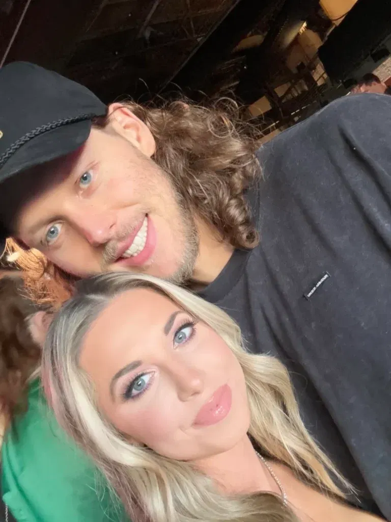 ESPN’s Erin Dolan Stuns in Chic Phillies Look While Supporting ...