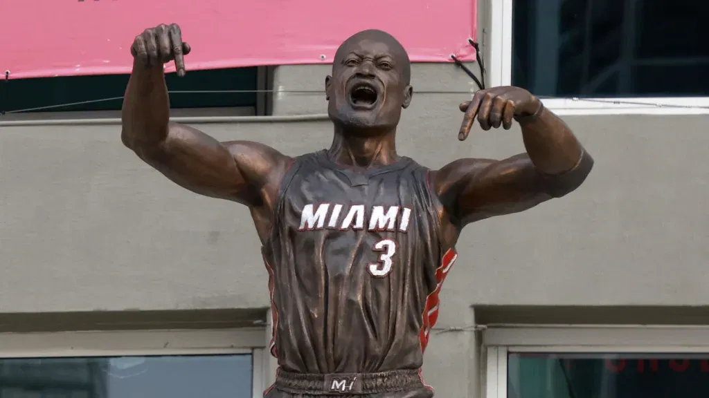 Dwyane Wade Claps Back at Critics of His Unconventional Statue with a ...
