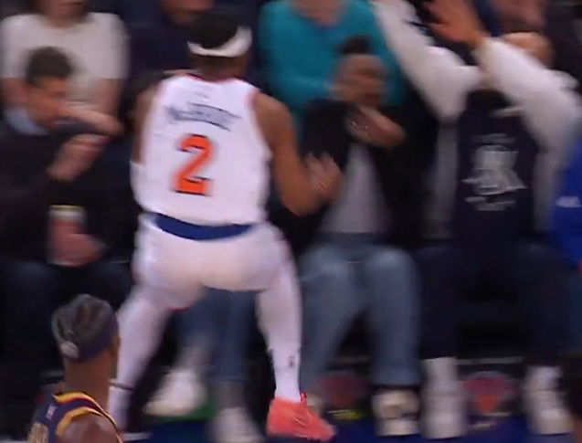 Jennifer Hudson Caught in the Action: Courtside Collision at Knicks ... Jennifer Hudson Caught in the Action: Courtside Collision at Knicks ...