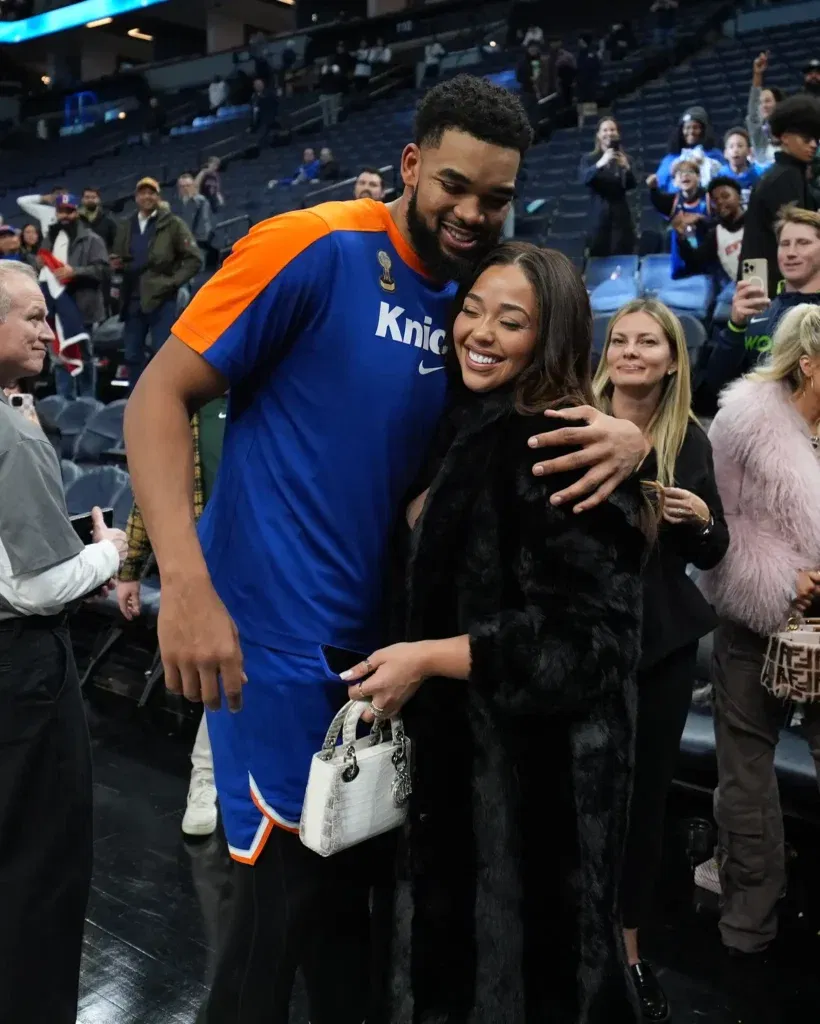 Knicks Star’s Girlfriend Shares Heartbreaking Story Behind Emotional ‘F ...