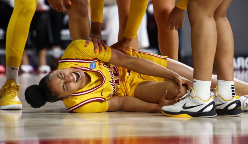 Caitlin Clark Shares Emotional Message After JuJu Watkins’ Season-Ending Injury - TMSPN