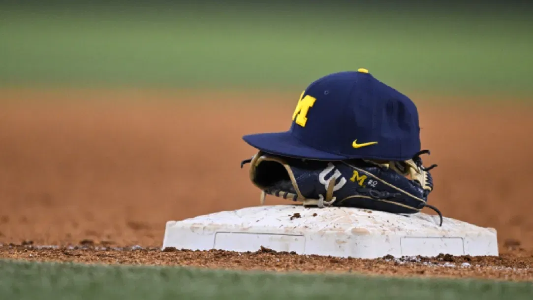 Michigan Baseball Player Apologizes After Viral 'Chalk Snorting ...