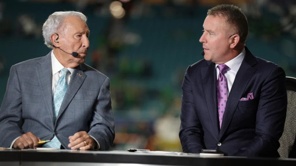 College Football World Reacts to Lee Corso’s Long-Awaited Decision on ...